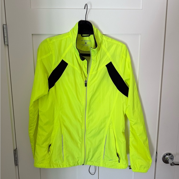 Brooks | Jackets & Coats | Brooks Nightlife Essentials Run Jacket W ...